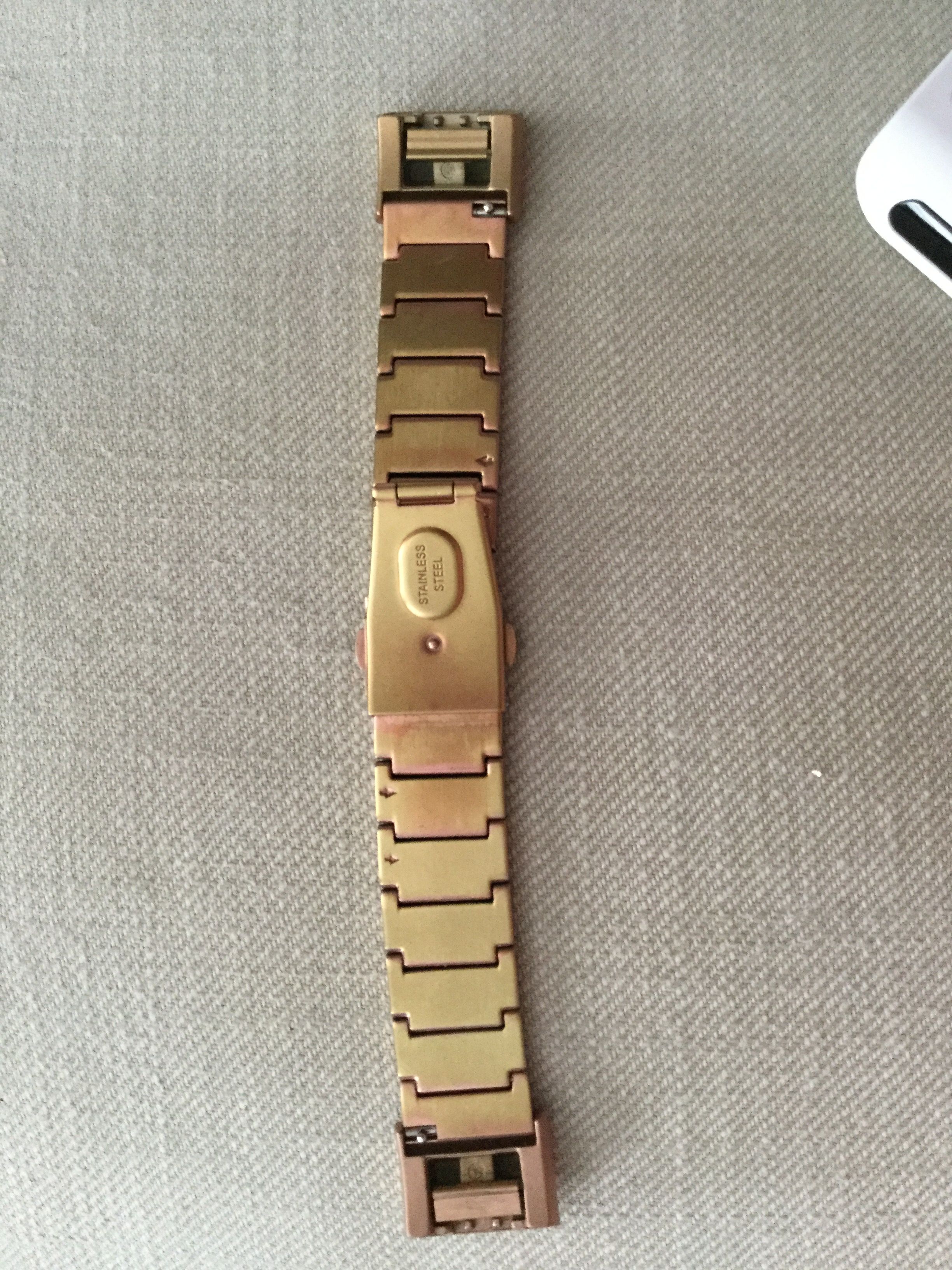 Charge 2 ROSE GOLD straps with Rose gold hardware - Fitbit Community