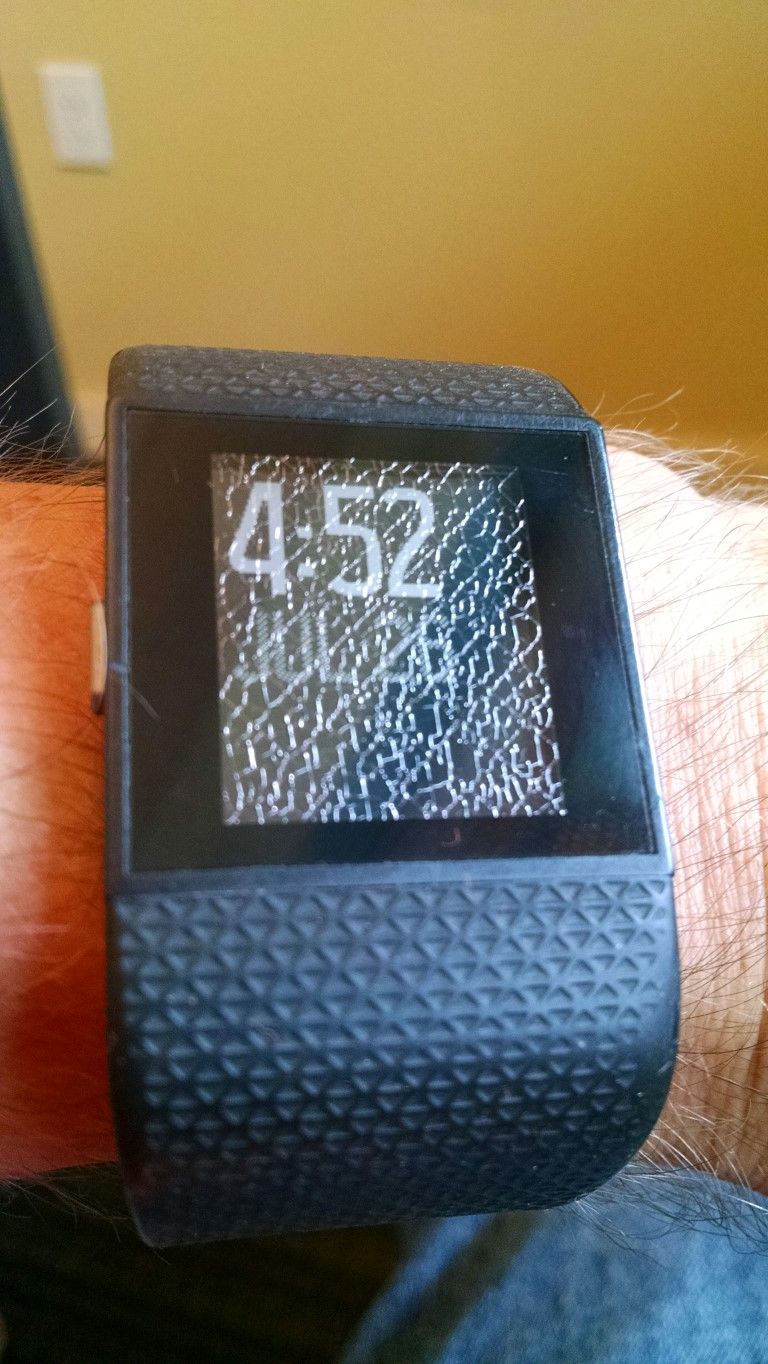 Damage to Surge screen on the inside after fog/ co... - Fitbit Community